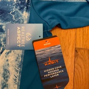 Realtree | Shirts | Mens Realtree Habit Hidden Cove Hooded Performance Layer Size M Nwt | Poshmark